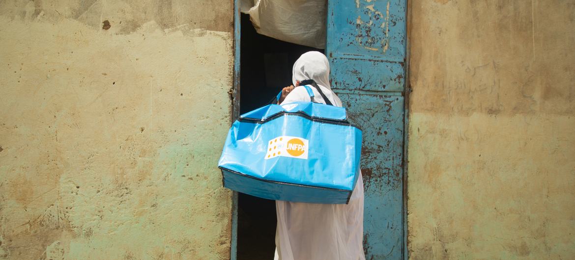 Aid cuts threaten to roll back progress in ending maternal mortality | UN News